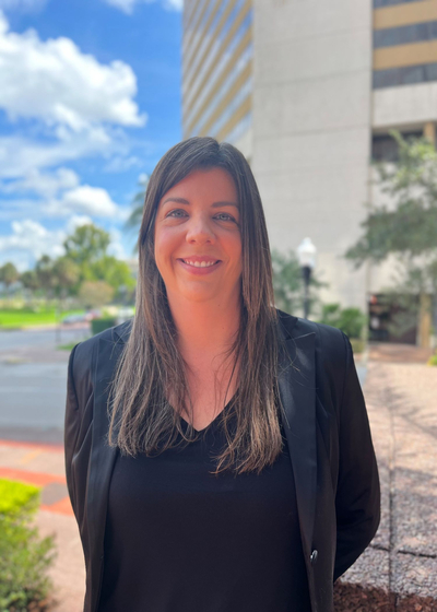 Photo of Associate Wealth Management Advisor Mary Thagard