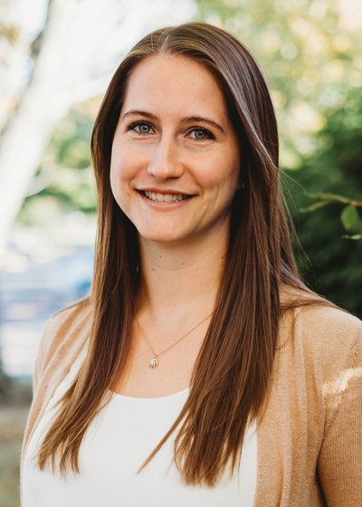 Photo of Investment Operations Associate, Laura Smith