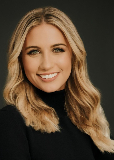 Photo of Talent Acquisition Specialist Kelly Dubek